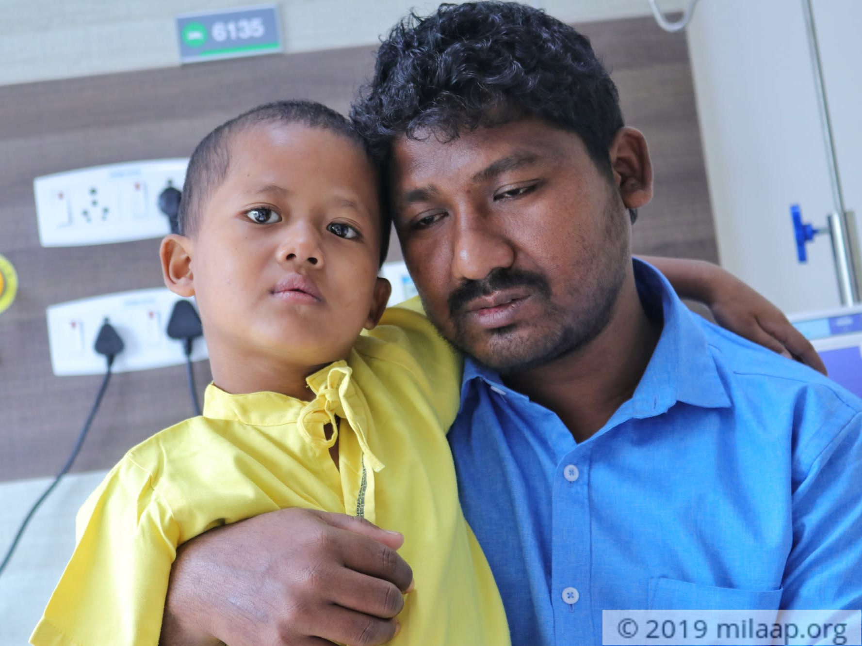 This Cancer-Ridden Child Cries To Be With His Mother Every Day | Milaap