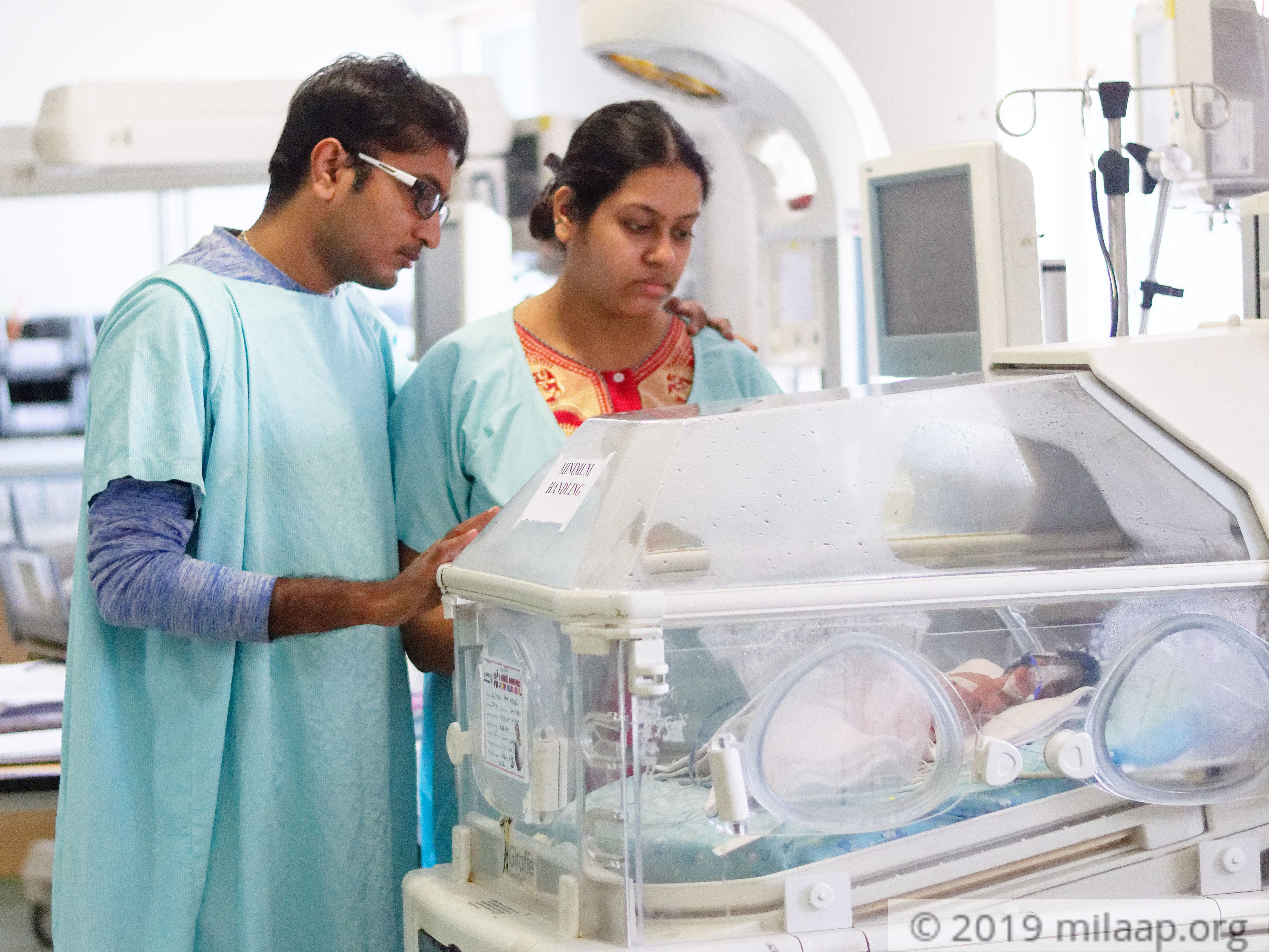 Only 600 Grams At Birth, These Twin Babies Who've Never Been | Milaap